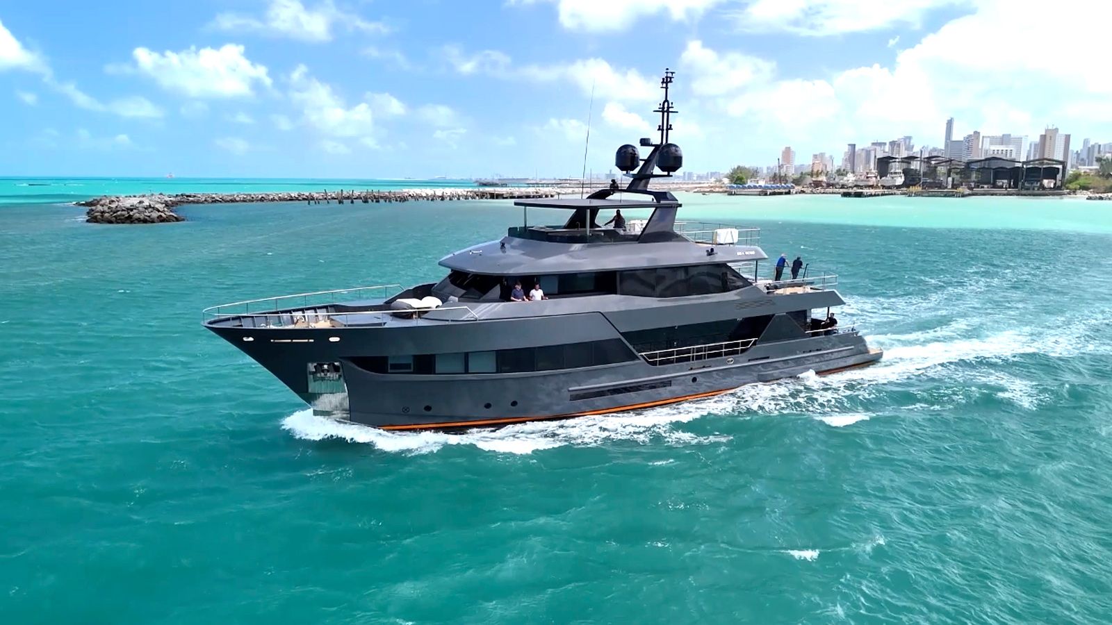 Inace Superyachts delivers first Aventura 106 model Sea Boss